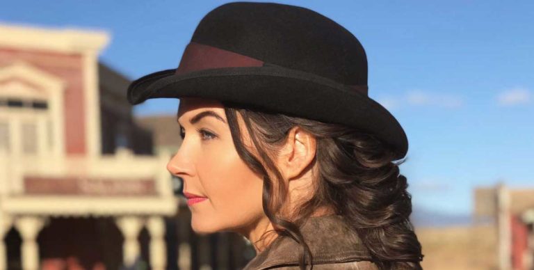 Stephanie Beran Height Weight Body Stats Age Family Facts