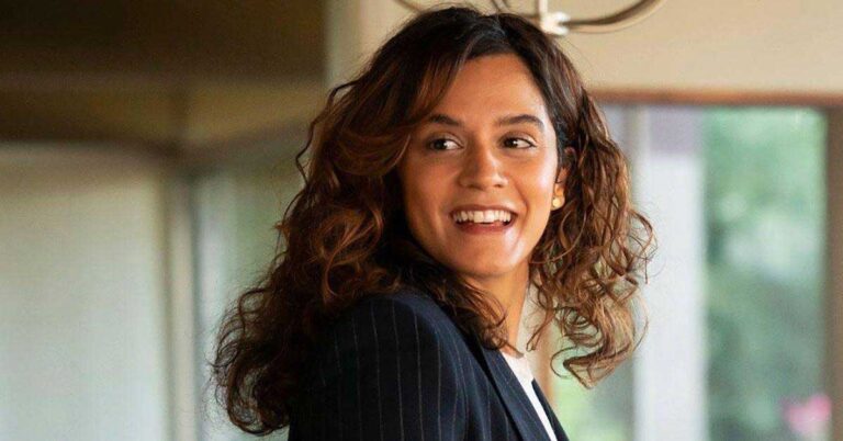 Sepideh Moafi Height Weight Body Stats Age Family Facts