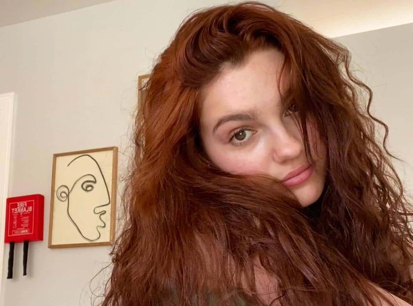 Emily Carey Height Weight Body Stats Age Family Facts