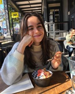 Sarah Desjardins Height Weight Body Stats Biography Facts