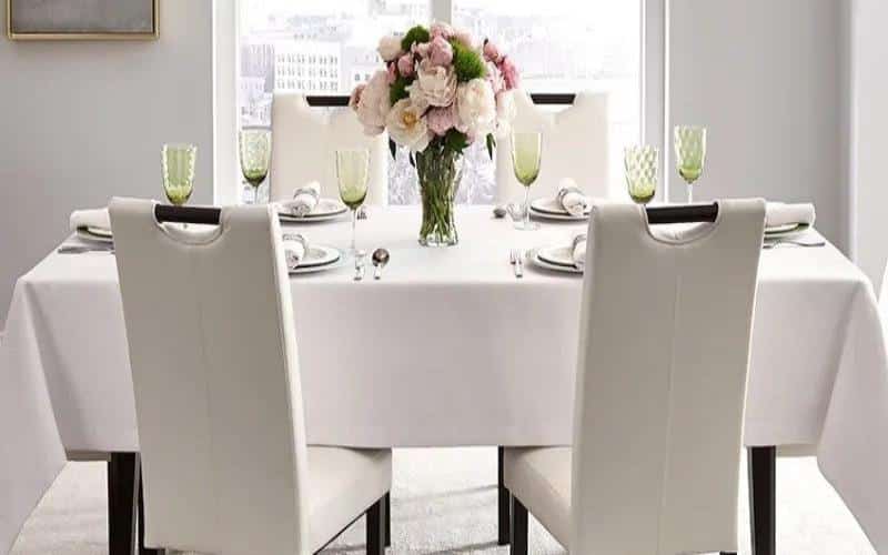 Celeb-Approved Luxury: Linen Tablecloths Set the Stage for Star-Studded ...