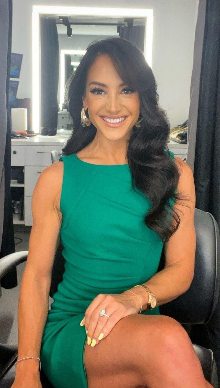 Emily Compagno Body Measurements Height Weight Shoe Size Family Facts